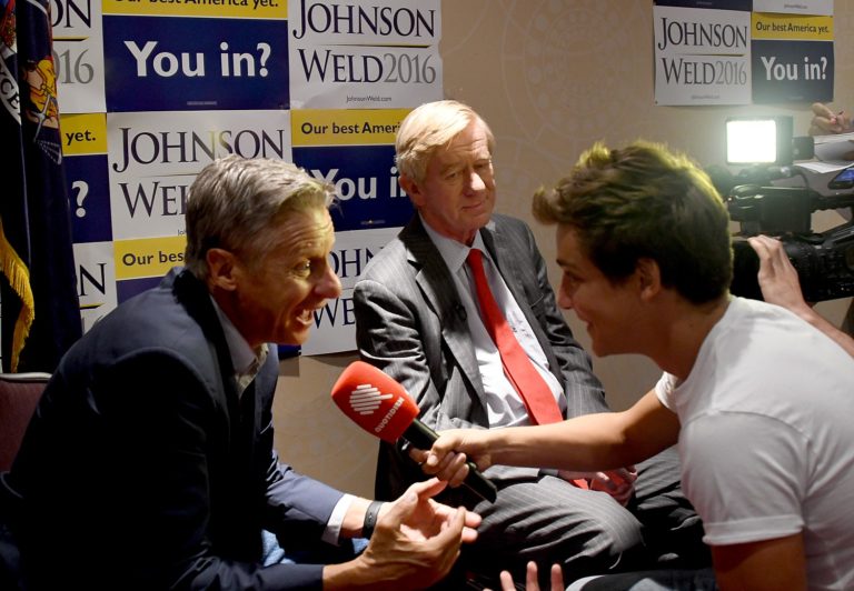 Libertarian Candidates Gary Johnson, Bill Weld Rally Supporters in NYC ...